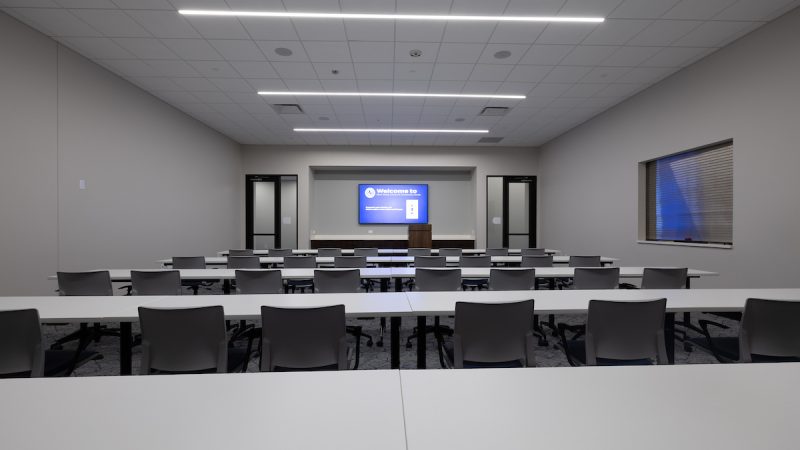 Dr. Edmund Robb III Meeting Room - Montgomery County Precinct 3 ...